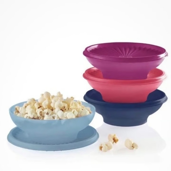 Tupperware | Dining | Tupperware 4 Servalier Salad Bowls W Instant ...
